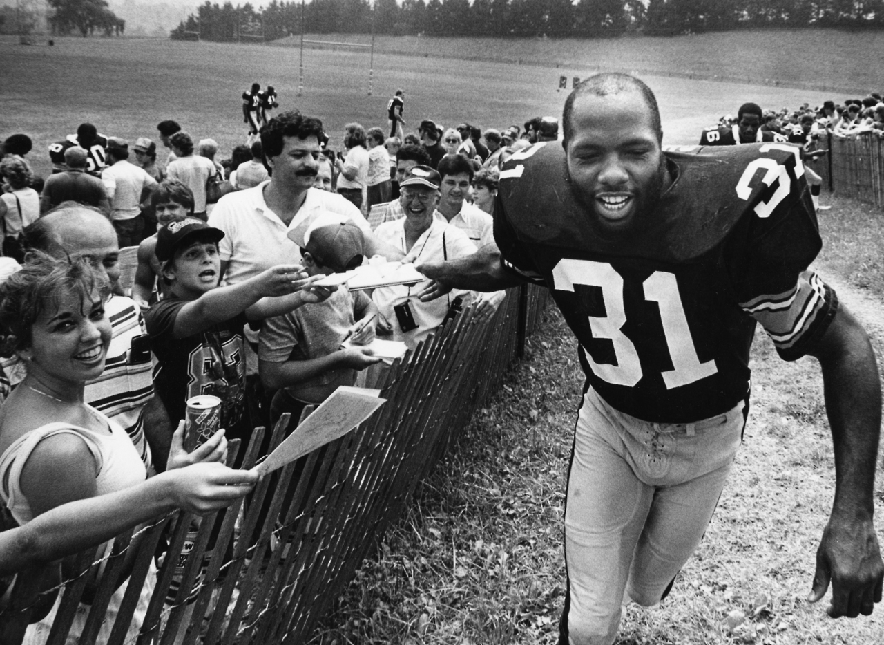 Steelers SuperBowl Stud Donnie Shell Inducted Into Black College ...